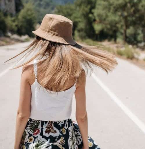 What about a special summer hair dye ? | Elcéa